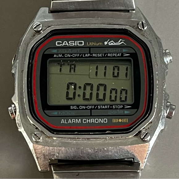 Casio | Accessories | Casio Vintage 8s Dw000 Divers Watch As Is | Poshmark